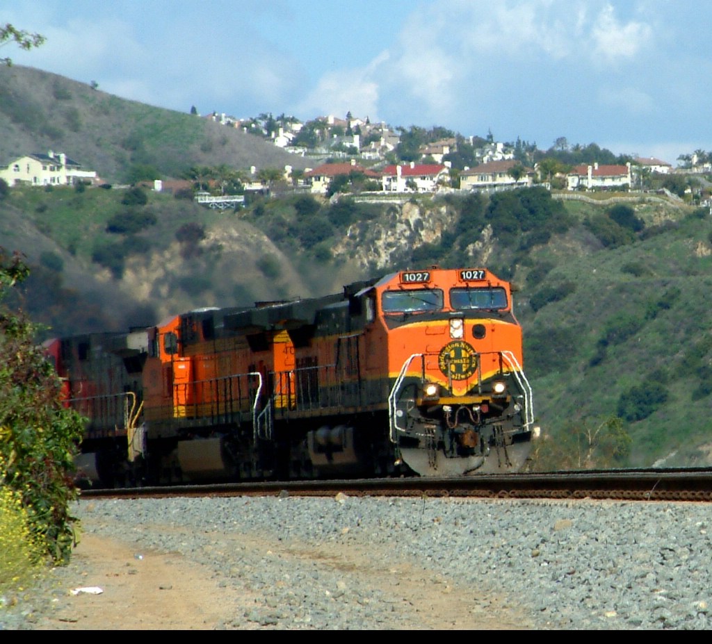 BNSF 1027